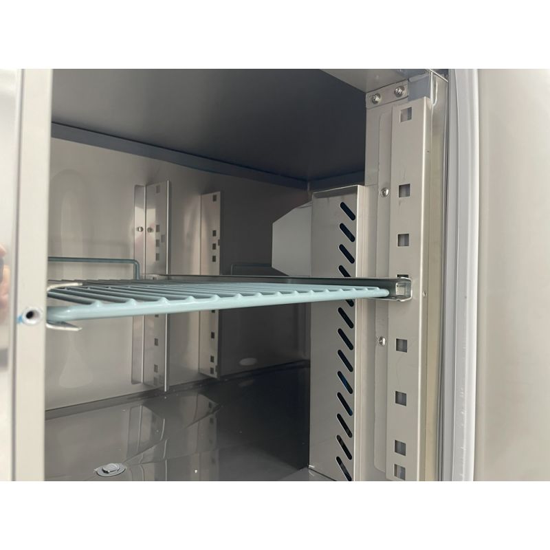 Katerbay. UNIFROST SA136G 3 DOOR SALADETTE